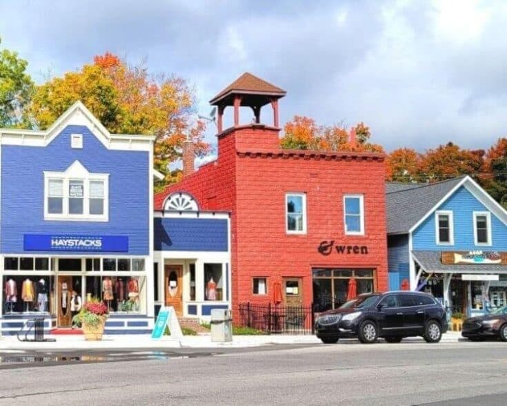 Leelanau Peninsula: Things to Do, Wineries & BeachesLeelanau Peninsula ...