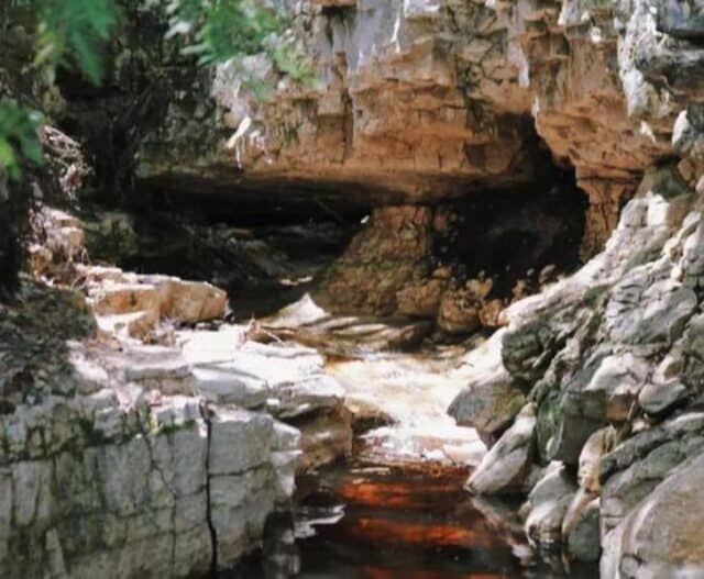 11 Coolest Caves in Michigan for Exploring | My Michigan Beach and Travel