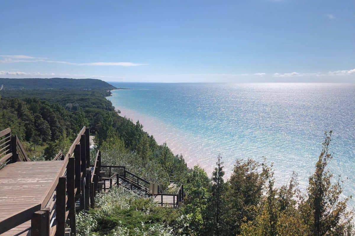 Ultimate Guide to M22 Michigan Scenic Drive (MAP +Places to Stay) - My Michigan Beach and Travel