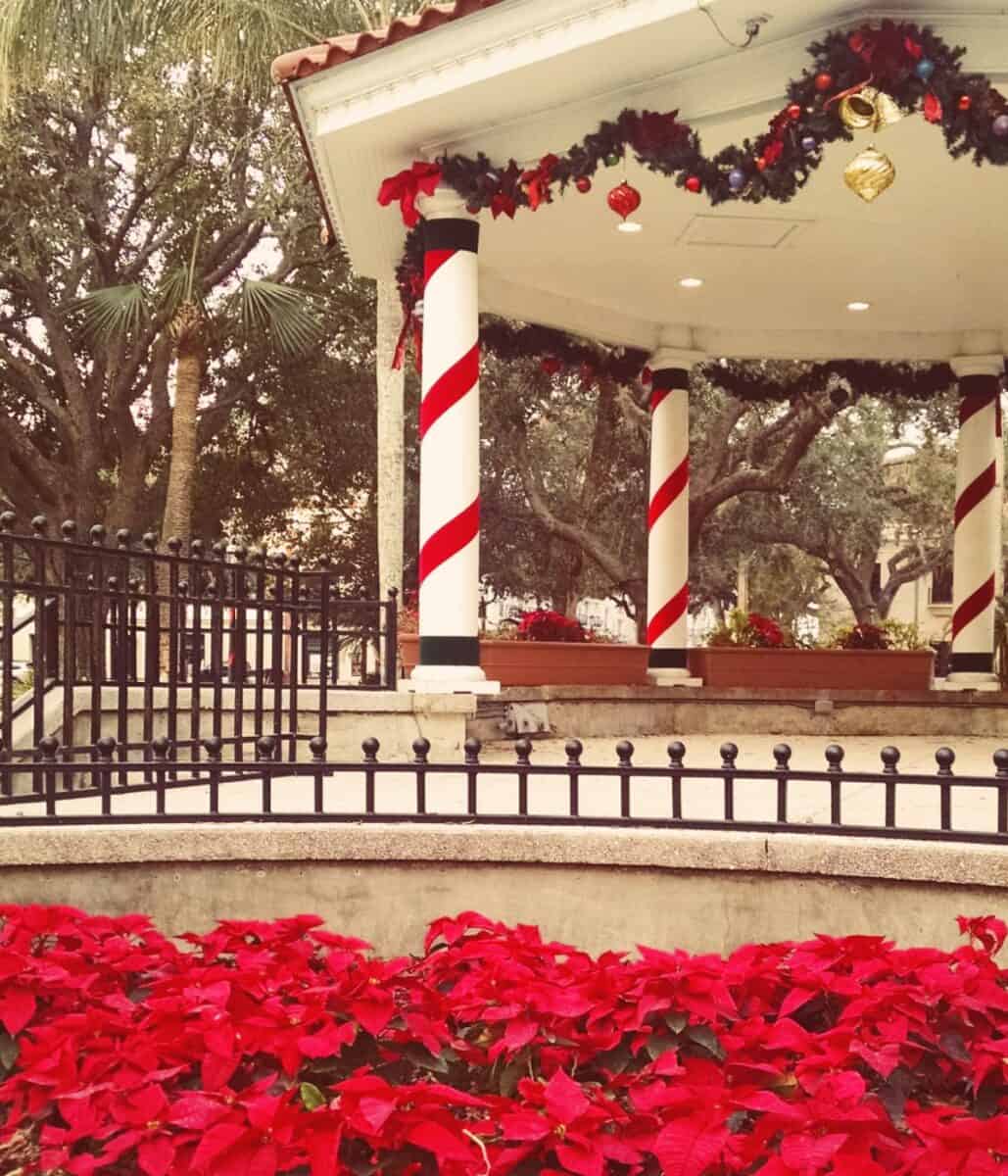 19 Charming Michigan Christmas Towns: Real Hallmark Vibes - My Michigan ...