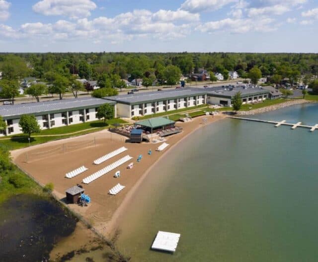 18 BEST Michigan Resorts (MAP) | My Michigan Beach and Travel