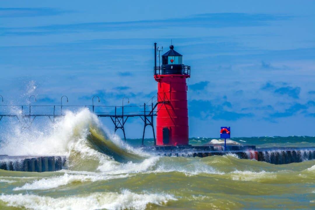 Michigan Lighthouses: 2025 Guide with MAP - My Michigan Beach and Travel