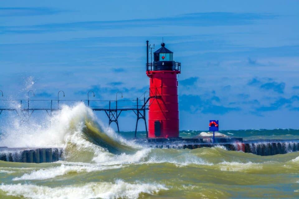 Michigan Lighthouses: 2025 Guide with MAP - My Michigan Beach and Travel